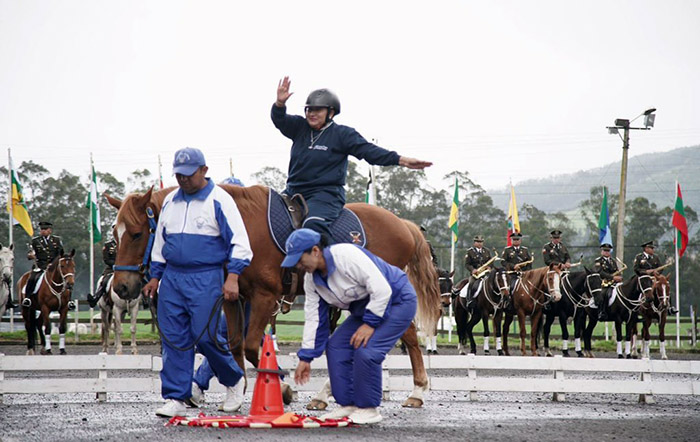 La Policía Montada y el MSP juntos por la rehabilitación de pacientes a ...