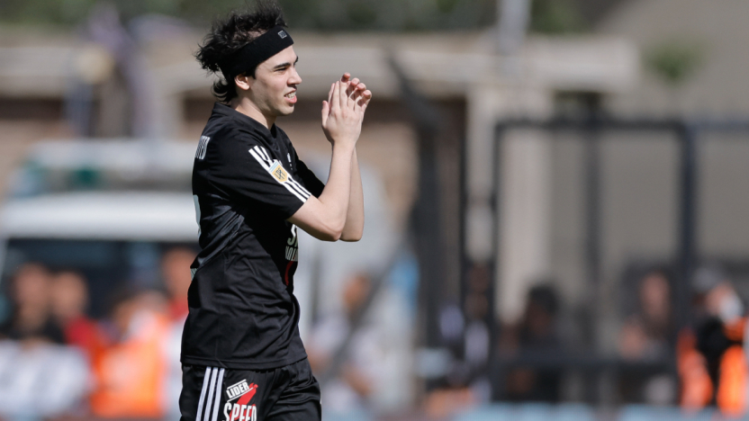 Spreen debuta en el fútbol argentino con Deportivo Riestra - Ecuador 221