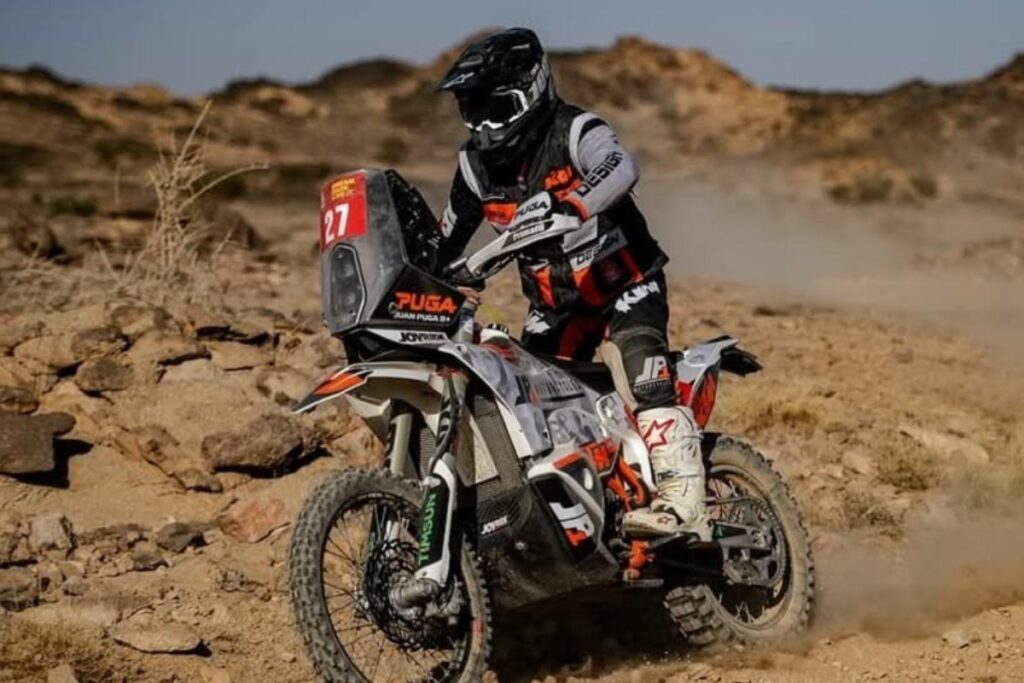 Juan José Puga, el mejor ecuatoriano en la quinta etapa del Rally Dakar - Ecuador 221