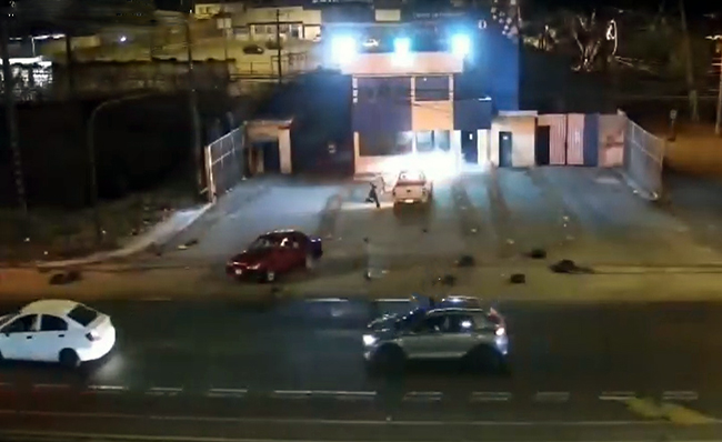 Detonan un coche bomba en la cárcel Regional de Guayaquil - Ecuador 221