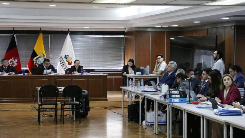 Glas asegura que Moreno consultaba sobre Coca Codo Sinclair - Ecuador 221